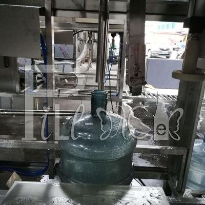 중국 브프 카링 기계를 충전하는 200BPH 자동 18.9L 5 갤런 정제수 생산 라인을 완료하세요 판매용