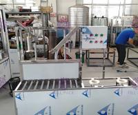China 80BPH 20L Gallon Filling Machine Semi Automatic for sale