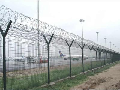 Κίνα Αντιδιαβρωτικός ενωμένος στενά φράκτης πλέγματος καλωδίων PVC 2.5m ύψους που ντύνεται για τον αερολιμένα προς πώληση