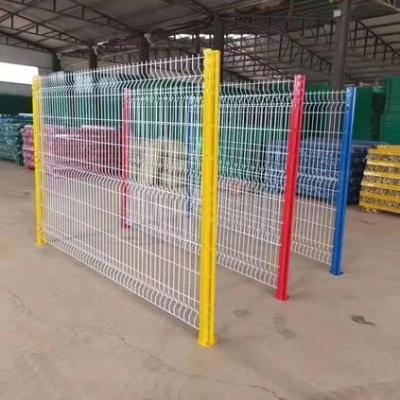 Cina Corrosione galvanizzata di Curvy Welded Fence del recinto d'acciaio del giardino 3D anti in vendita