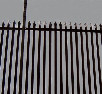 Китай Высококачественный горячий окунутый PVC покрыл панели загородки палисада Европы продается