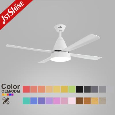 Cina 52 pollici di ventilatore da soffitto bianco del LED, luce moderna del fan del motore calmo di CC in vendita