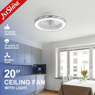 China Ventilador de techo LED de montaje con control remoto inteligente con motor CC y palas ABS en venta