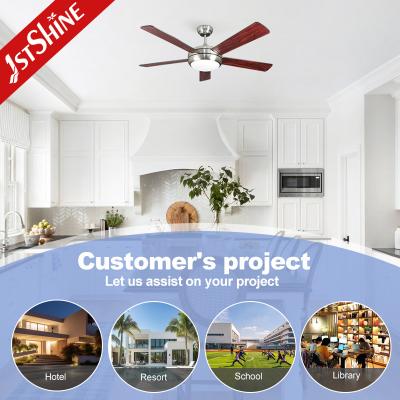 China Controle remoto ROHS Ventilador de teto moderno com luz à venda