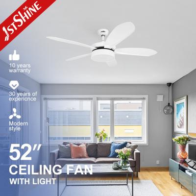 China Ventilador de techo LED con mando a distancia de 52 pulgadas y 6 velocidades con 5 aspas de ABS en venta