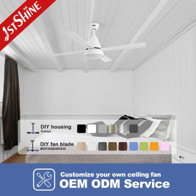 Cina 52 pollici di ventilatore da soffitto bianco del LED, luce moderna del fan del motore calmo di CC in vendita