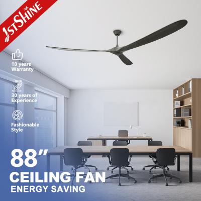 Chine Ventilateur de plafond en bois massif de 88 pouces 35W avec moteur électrique CC à vendre