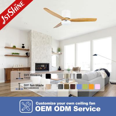 China Ventilador de techo empotrado con luces y control remoto, 6 velocidades, cuerpo de lámpara de metal en venta