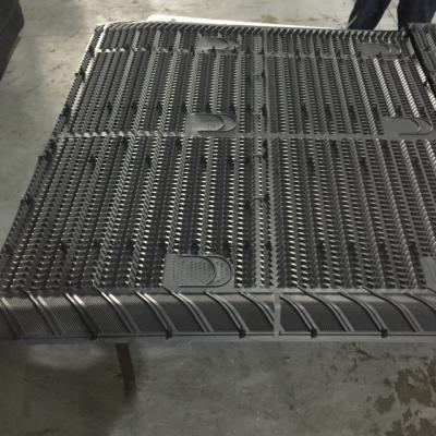 China Het hangen van 1350mm Media 0.380.6mm van het Koeltoren Infill Grensoverschrijdende verkeer Te koop