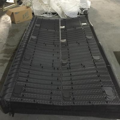 China Het hangen van 1350mm Media 0.380.6mm van het Koeltoren Infill Grensoverschrijdende verkeer Te koop