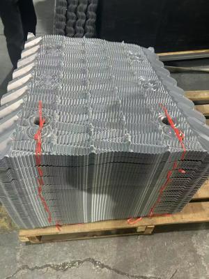 中国 幅800mm 材料 冷却塔の詰め PVCの詰め KK冷却塔の詰め 販売のため