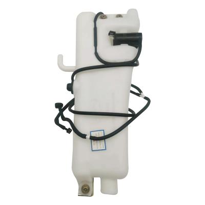 China KL Original Water Bottle Windshield Wipers Washer Fluid Reservoir Tank New Condition for Mitsubishi MB683930 Car 12 Months for sale