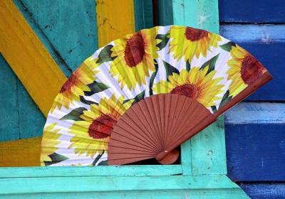 Cina L'abitudine nera personale spagnola del ferro del panno di nozze di immaginazione di legno del fan ha stampato in vendita