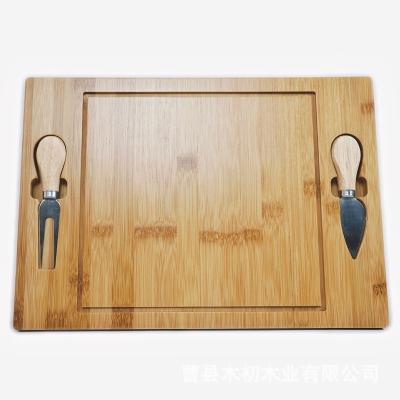 Cina Il bordo di bambù 3-Piece del formaggio ha messo l'insieme di legno del coltello 4-Piece del formaggio del bordo del formaggio rotondo in vendita