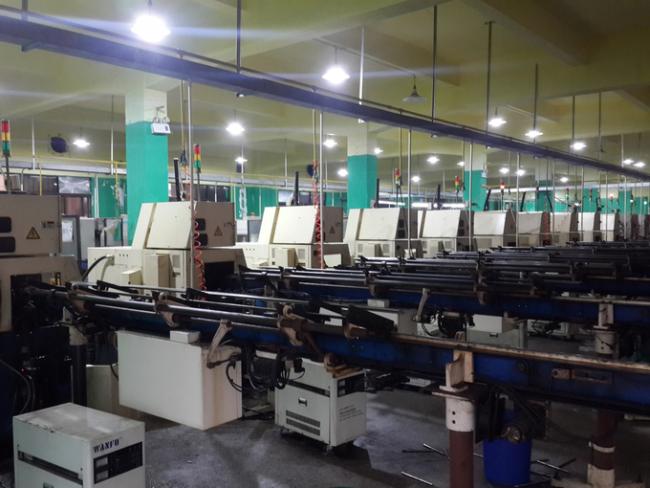 Professionele Aangepaste Grote Aluminiumuitdrijving Heatsink met Hittepijp 6