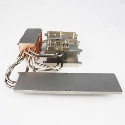 Cina Dissipatore di calore anodizzato su ordinazione dell'aletta impilato chiusura lampo della saldatura di Heatpipe per il radiatore delle attrezzature di comunicazione in vendita