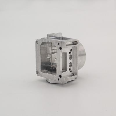 Cina I pezzi meccanici di CNC dell'alluminio 6063 T6 fanno la lavorazione con utensili della pressofusione su misura in vendita