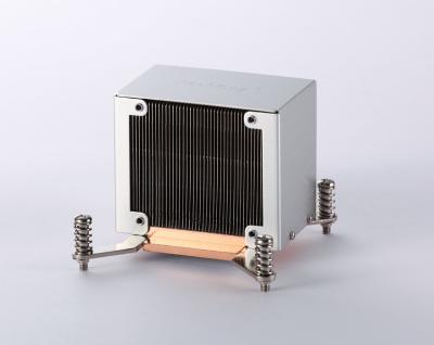 Cina Il dissipatore di calore di rame lavorante del tubo di CNC con il nero anodizza il trattamento di superficie in vendita