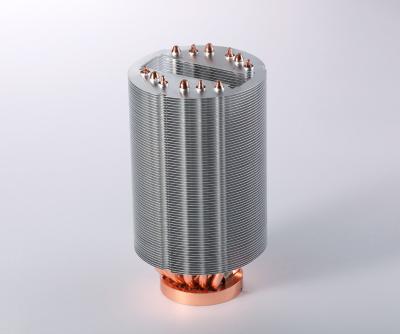 Cina Dissipatore di calore di alluminio su misura dell'aletta con la materia prima dei tubi di rame in vendita