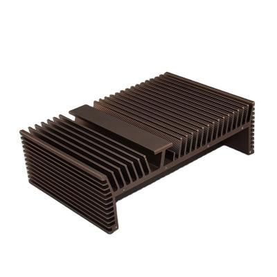 Cina Scafo termico ad estrusione in alluminio con anodizzazione a temperatura T3-T8 per lavorazioni CNC in vendita