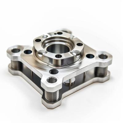 China Produtos de usinagem CNC de alumínio 6063 para automóveis de precisão personalizada à venda