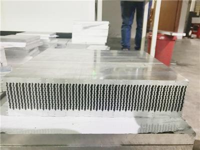 Cina 6063 - T5 ha espulso lunghezza infinita di superficie anodizzata dissipatore di calore di alluminio in vendita