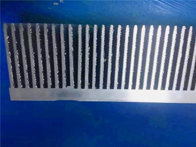 Cina 6063 - T5 ha espulso lunghezza infinita di superficie anodizzata dissipatore di calore di alluminio in vendita