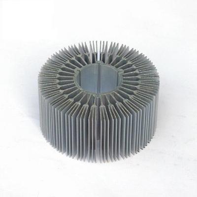 Cina L'industriale ha espulso dissipatore di calore di alluminio per il profilo rotondo del dissipatore di calore dell'estrusione del dispositivo del LED in vendita