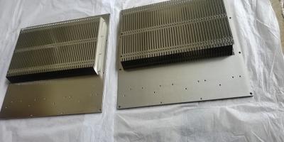 Cina Dissipatore di calore lavorante d'anodizzazione d'argento dell'inserzione dell'aletta del popolare del dissipatore di calore di CNC in vendita
