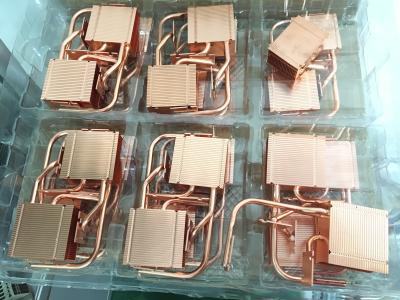 Cina dissipatore di calore freddo del piatto dell'aletta della chiusura lampo 100-150W per colore dell'oro del server in vendita
