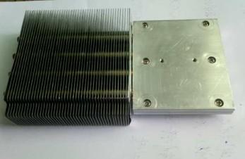 Cina dissipatore di calore freddo del piatto di 400mm per anodizzazione del tubo del rame del CPU l'anti in vendita