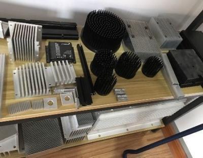 China VERDRÄNGUNGS-Aluminiumkühlkörper-Überzug GS 100W Anodisierungsfür Gerät zu verkaufen
