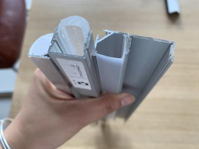 Cina Il motore di IP65 LED ha espulso anodizzazione di alluminio/passività di profili in vendita