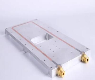 中国 液体の冷却は銅板のアルミニウム ターミナル ブロック脱熱器を 販売のため