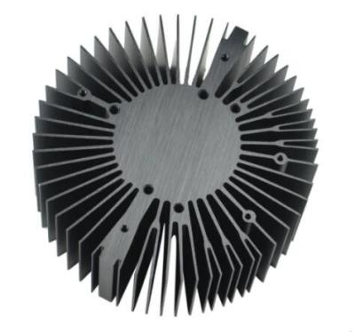 Cina Estrusione di alluminio espelsa su misura di profilo del dissipatore di calore del radiatore rotondo del girasole per illuminazione del LED in vendita