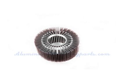 China Disipador de calor de aluminio redondo de la protuberancia 15W de la precisión para la lámpara del LED en venta