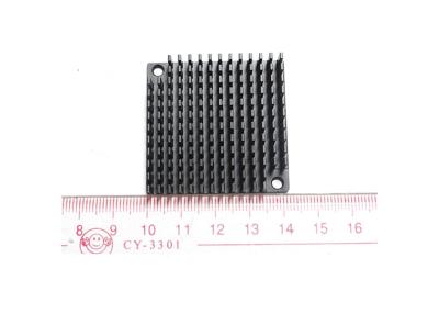 中国 黒い陽極酸化はアルミニウム脱熱器放出を 42mm x 40mm x 8mm 導きました 販売のため