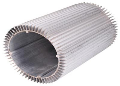 Cina Dissipatore di calore di alluminio espulso di perforazione d'anodizzazione intorno a 6063 T6 in vendita