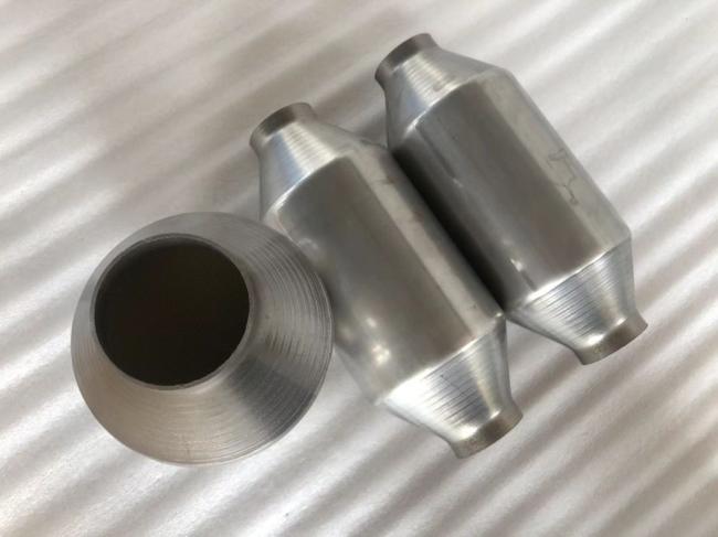 High Standard Automobile Three-Way Catalytic Converter Universal Three-Way Catalytic