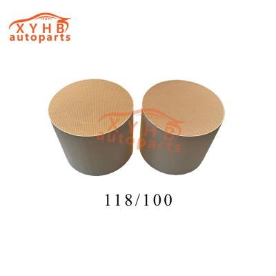 中国 セラミックキャリア アニゾトロプ高品質の三道触媒フィルターエレメント ユーロ 1-5 モデル:118*100 販売のため