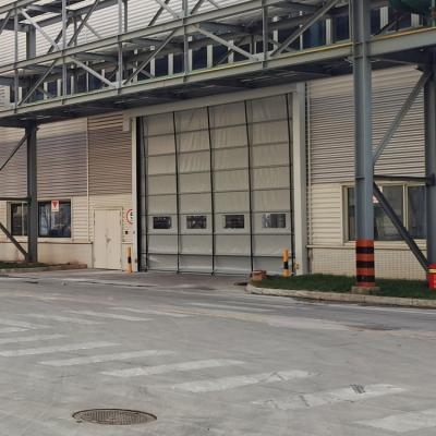 China Custom Size High Speed Automatic Modern Outdoor PVC Folding Screen Stacking Door For Finished Goods Warehouses for sale