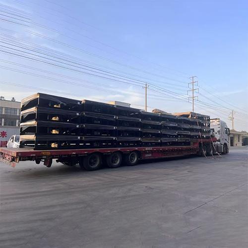 Quality 8Ton-12Ton Hydraulic Loading Dock Leveler 380V for Retail Distribution Center for sale