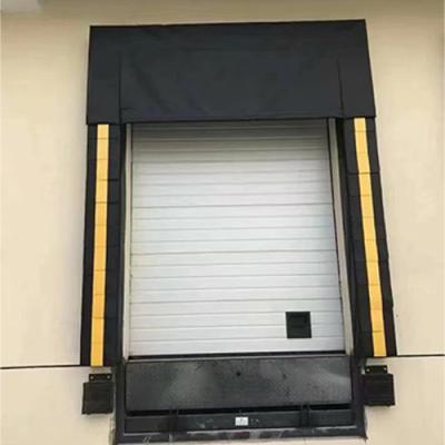 China Fixed Sponge Dock Seal Wear Resistant For Food / Beverage Distribution Facilities for sale