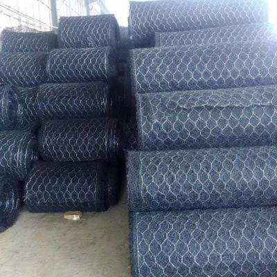 China 80x100mm 0.5mm Reinforced Mike Mat For Railway Roadbed Abutment Geotextile for sale