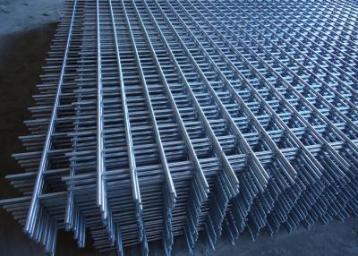 Cina 50 x 100mm Mesh Panel Hot Dipped Galvanized saldato 2mm di recinzione in vendita
