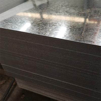 Cina Grandi scorte Dx51d Dx52d Dx53d lamiera di acciaio galvanizzato con superficie leggermente oliata e tolleranza ± 1% in vendita