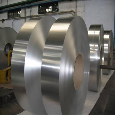 中国 430 耐差率 ±1% の不?? 鋼コイルストリップと低値で共通の切断機 販売のため