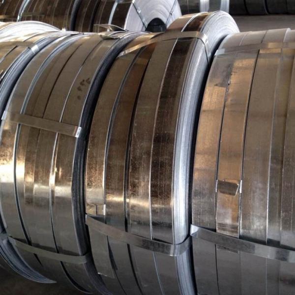 Quality Large Inventory of 0.3mm Galvanized Steel Strips with Regular Spangle Coating for sale