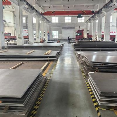 Cina Fogli di acciaio inossidabile a misura di 2,5 mm con certificazione API 201 304 304L 316 316L 410 430 opzioni di larghezza come richiesto in vendita