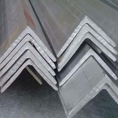 China 60 Degree Equal Angle Steel for Construction Shop Primer and Shot Blasting Included for sale